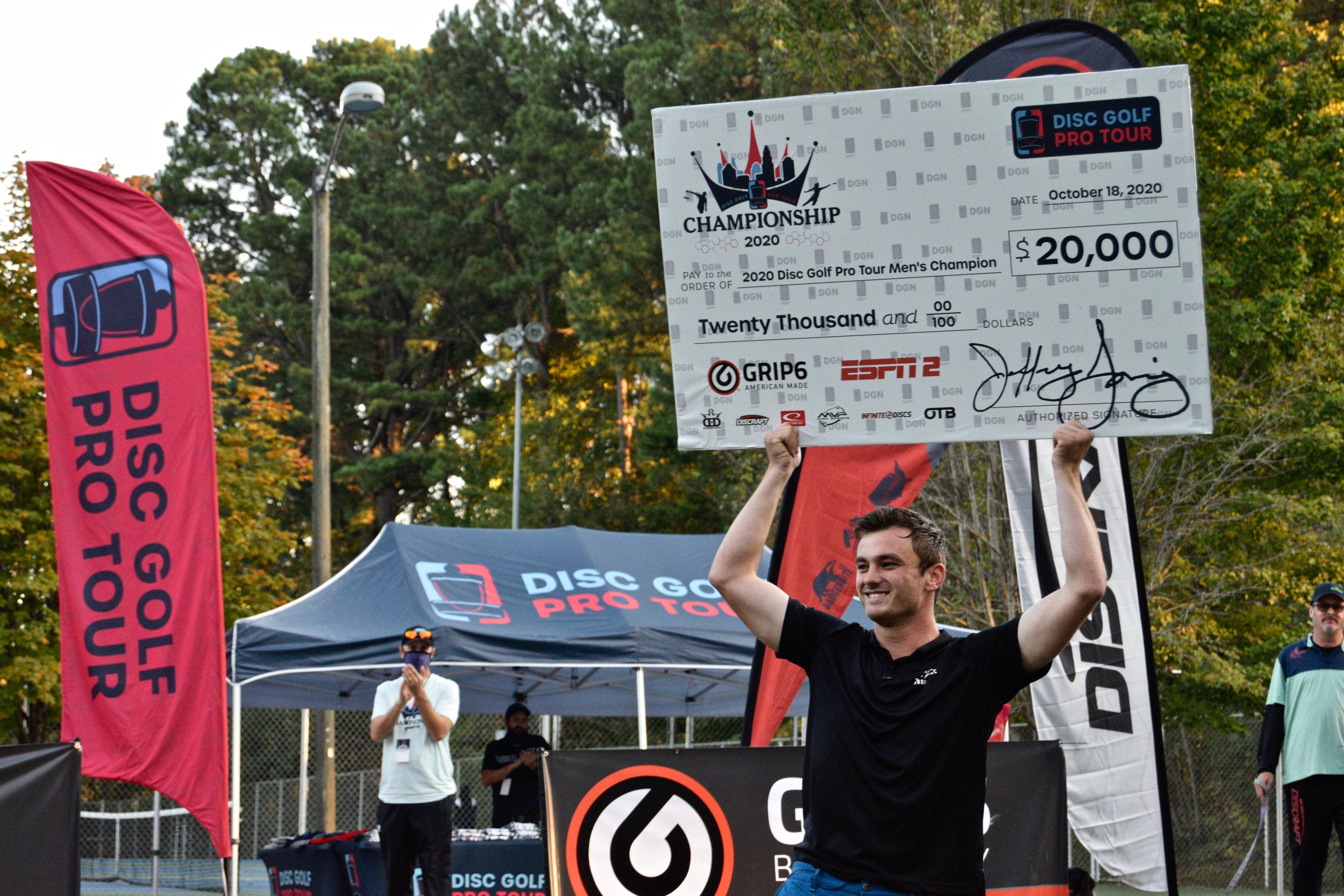 Jones Outduels Dickerson in DGPT Finals Classic; Allen Takes Third in